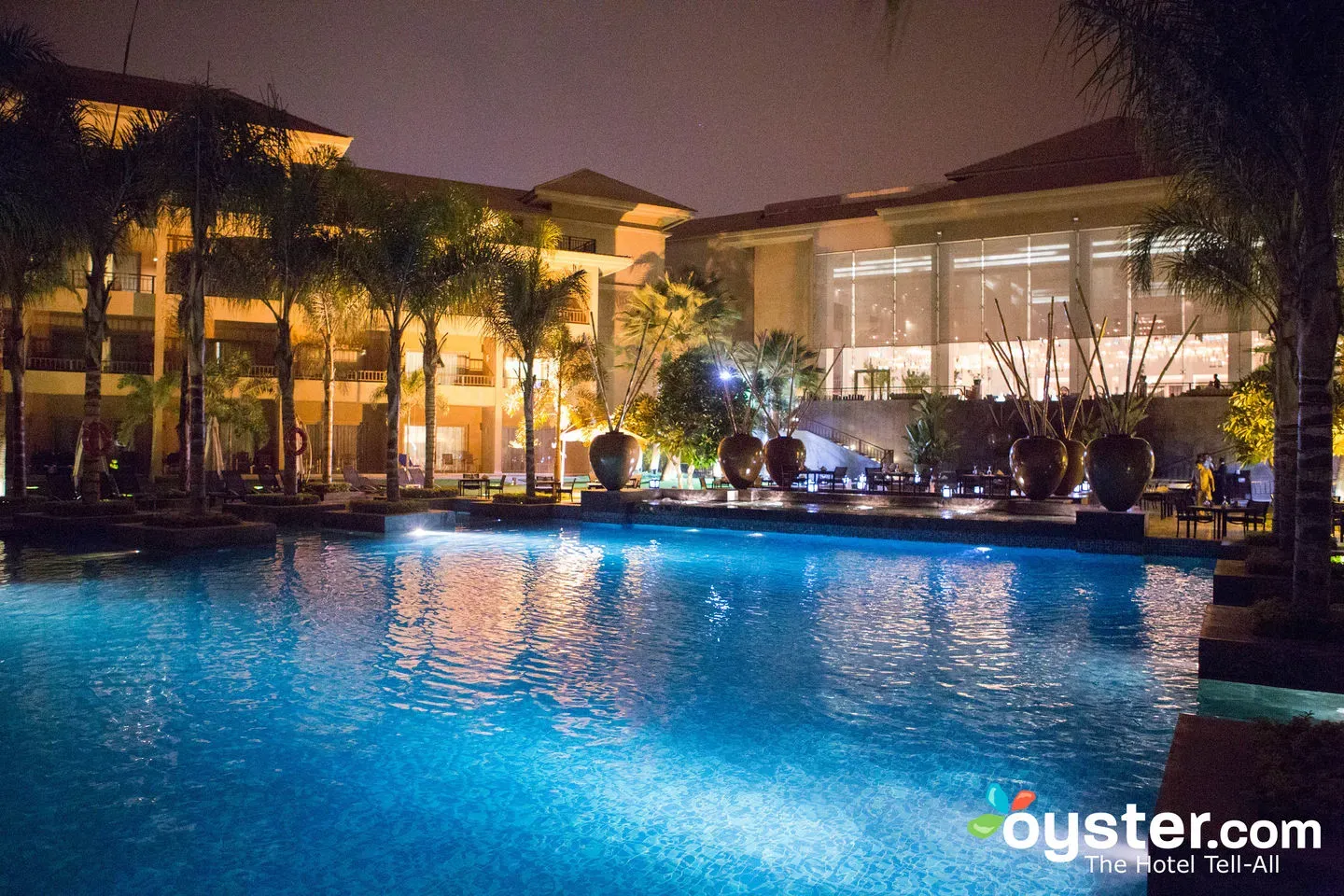 Dusit Thani LakeView Cairo Review: What To REALLY Expect If You Stay