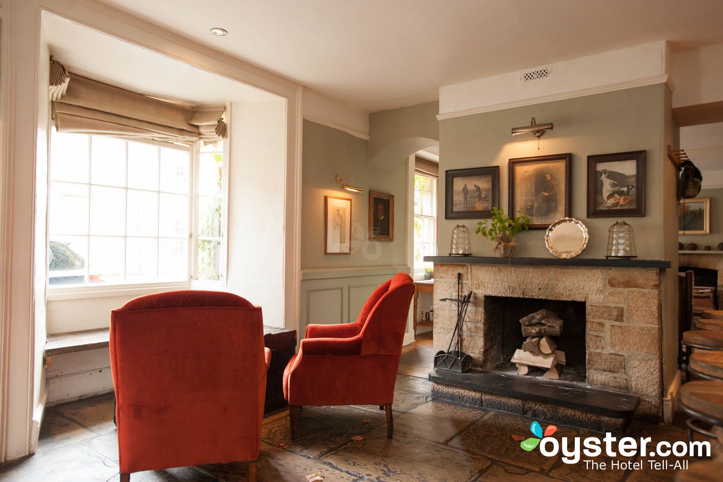 10 Adorable English Cottages and Inns