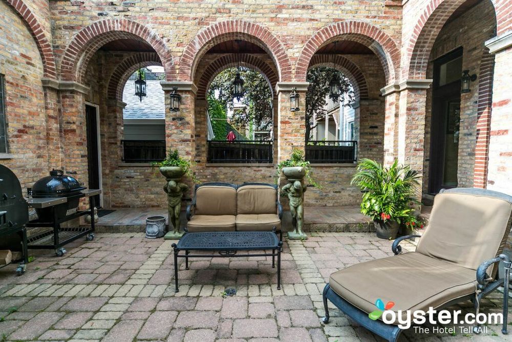 11 Hotels With the Most Charming Courtyards