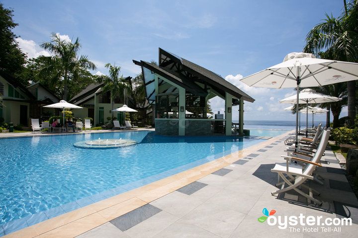 11 Top Hotel Pool Bars With Gorgeous Views | Oyster.com