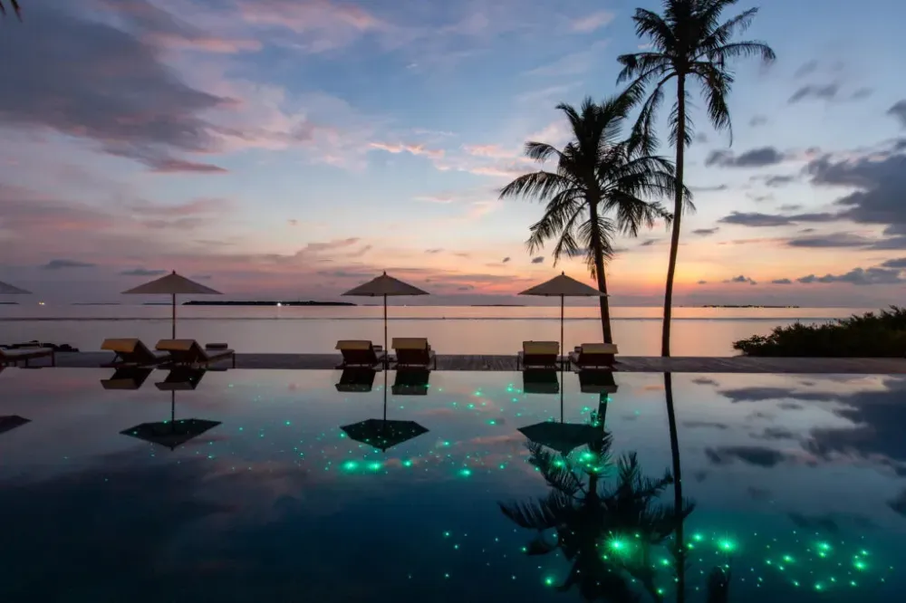 Maldives: Everything You Need to Know: Weather, Hotels, Prices | Oyster ...