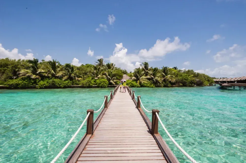 Top 12 Overwater Bungalows in the Maldives for an Unforgettable Escape ...