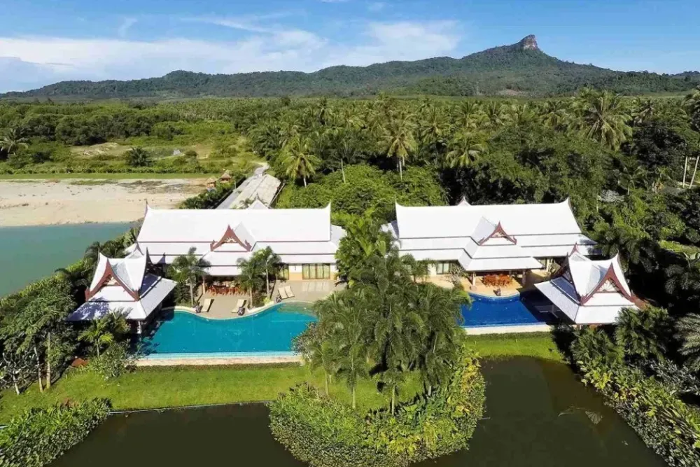 Romantic Rentals Worthy of the Bachelor | Oyster.com