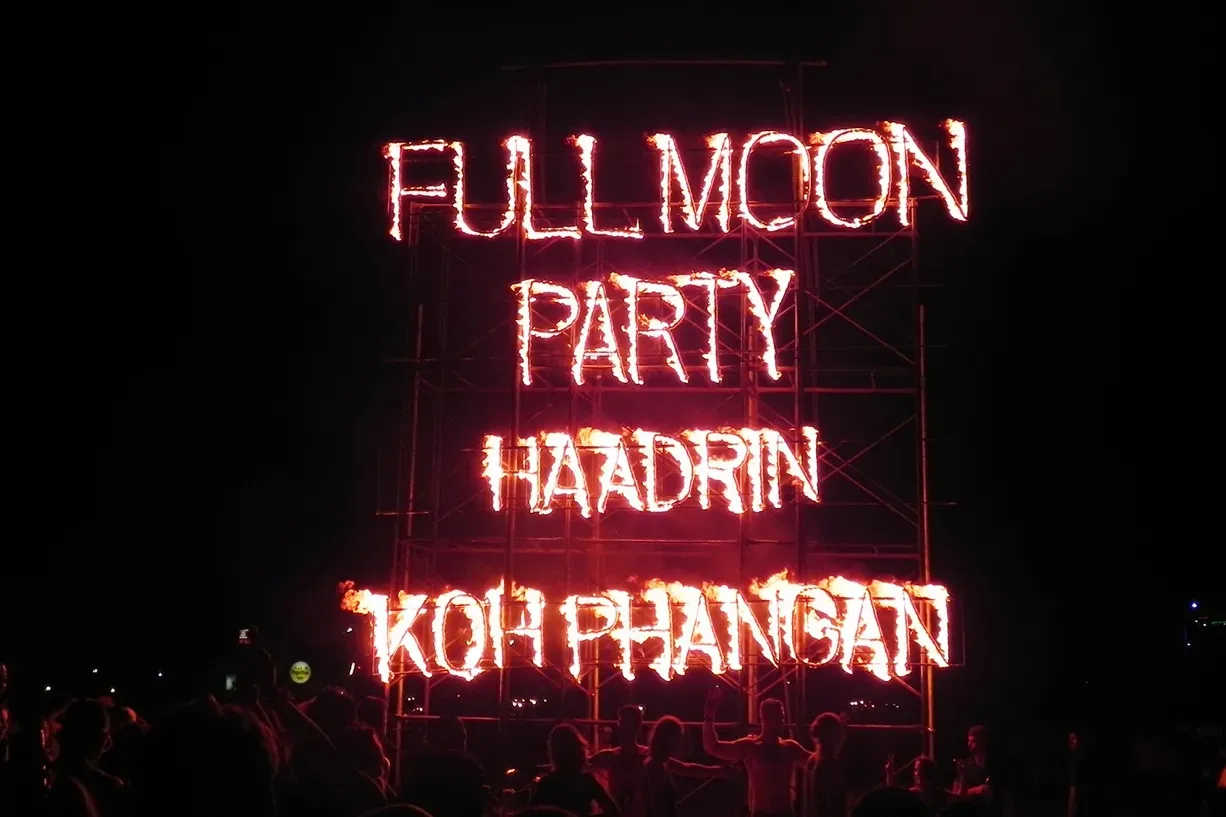 How Wild Are Thailand's Full Moon Parties? | Oyster.com