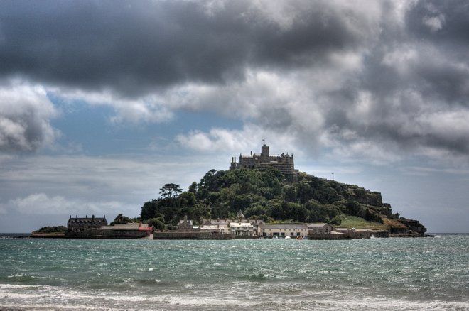 6 Amazing Tidal Islands You Need to See to Believe