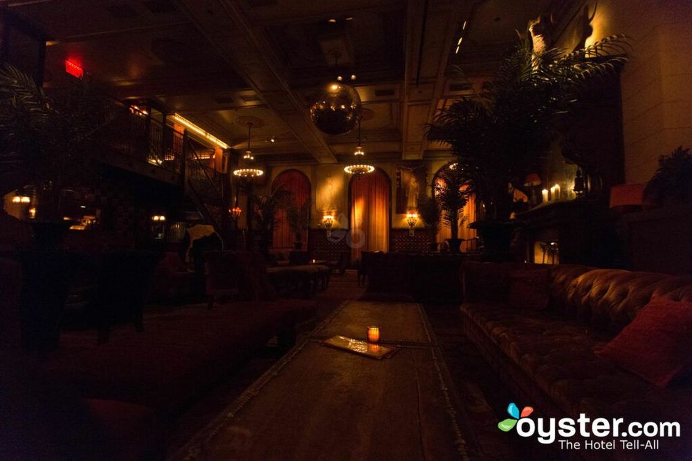 6 Cozy NYC Hotel Bars With Fireplaces | Oyster.com