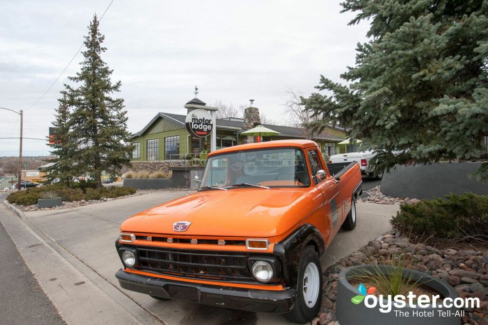 Retro Motels Worth Visiting