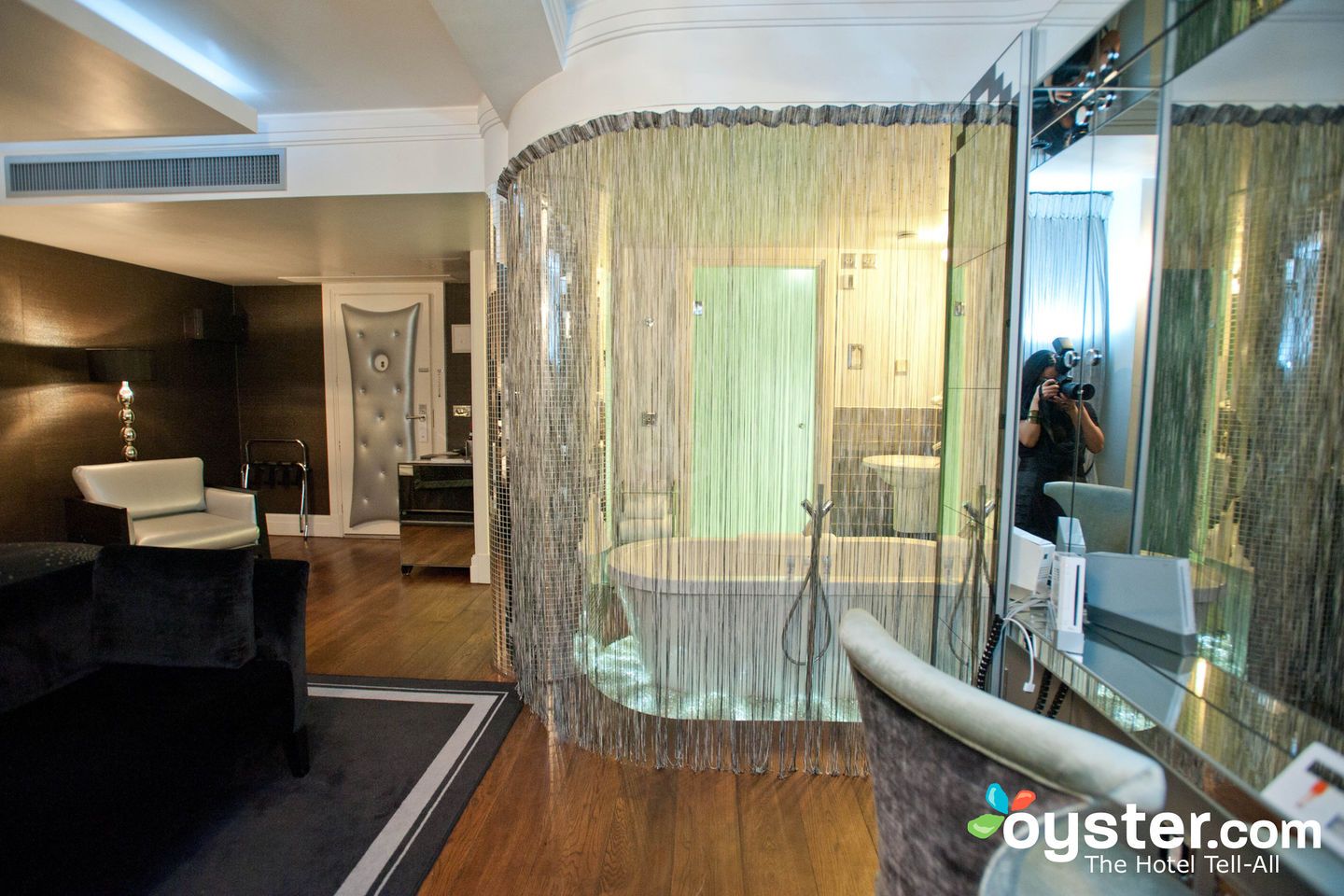 8 Super Sexy Hotels Around the World Perfect for a Romantic Getaway