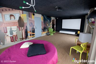 8 Super-Crazy Hotel Rooms and Suites