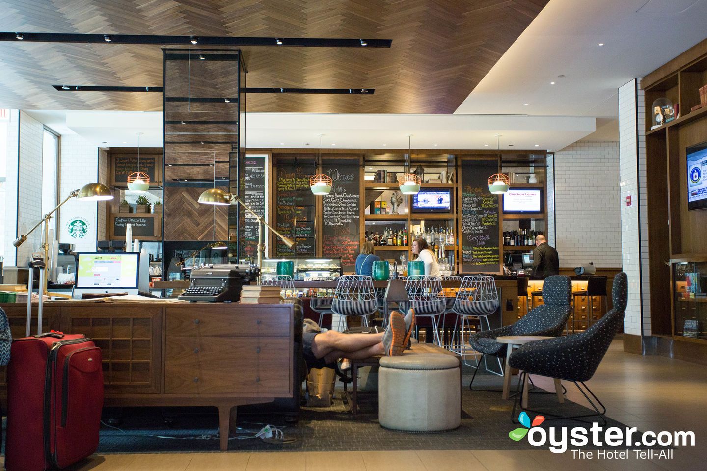 9 Hipster-Chic Hotels in Chicago Under $250/Night | Oyster.com