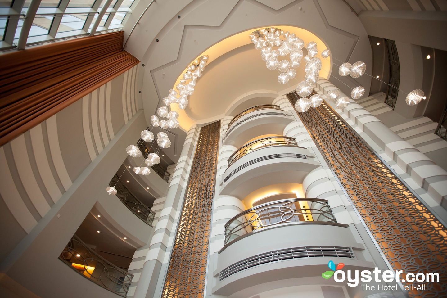9 Luxury Malls Around the World That You Can (Technically) Sleep In ...