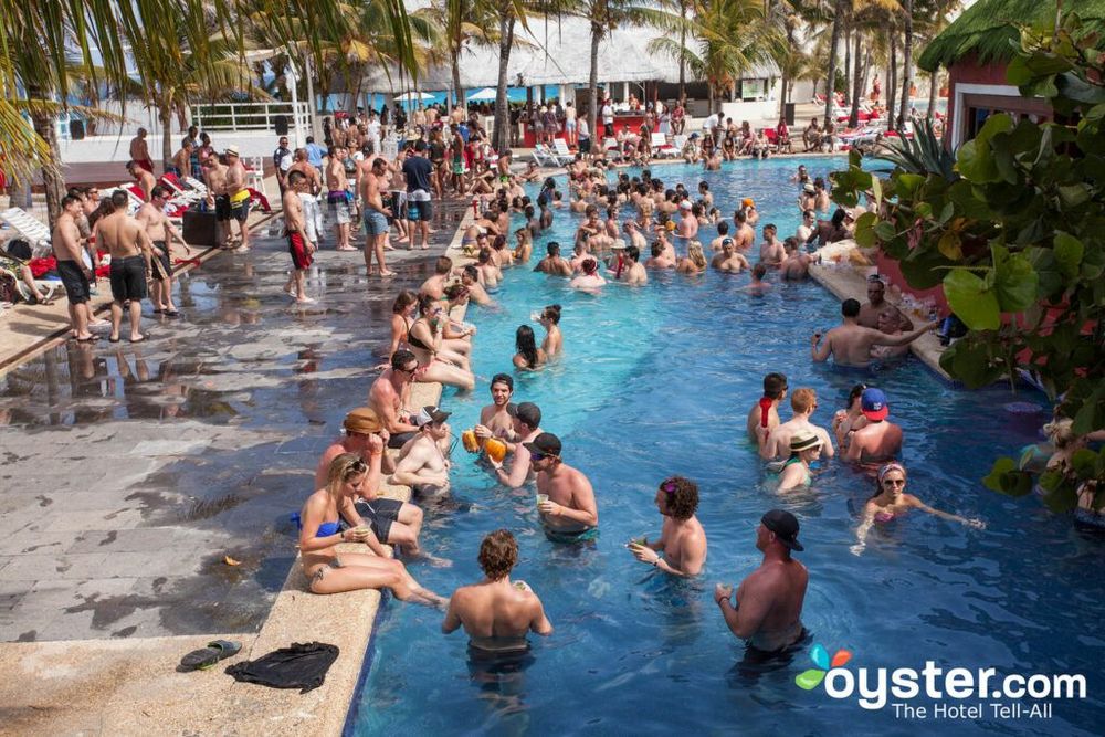 Cancun Spring Break: 9 Amazing Cancun Party Hotels