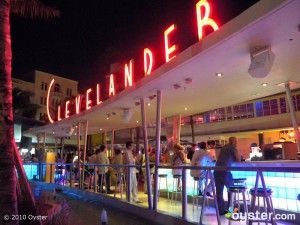 clevelander pool bar