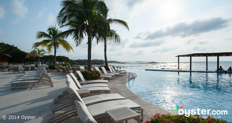 The 10 Best Adults-Only Pools EVER for a Sexy, Steamy Time | Oyster.com