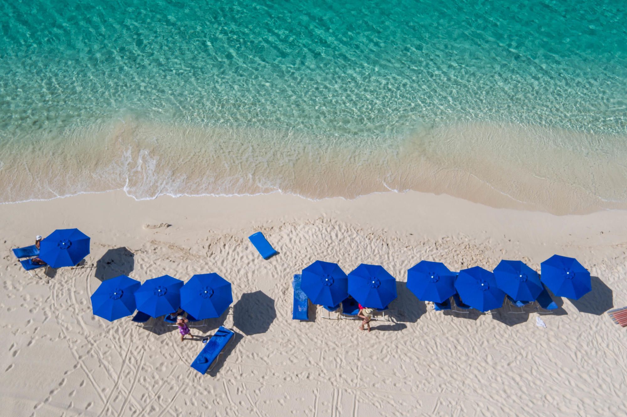 Top 10 Most Romantic Caribbean Islands & Their Perfect Honeymoon Hotels ...