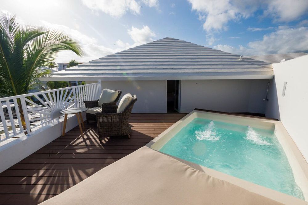 The 10 Most Beautiful Private Pools in Punta Cana | Oyster.com | Oyster.com