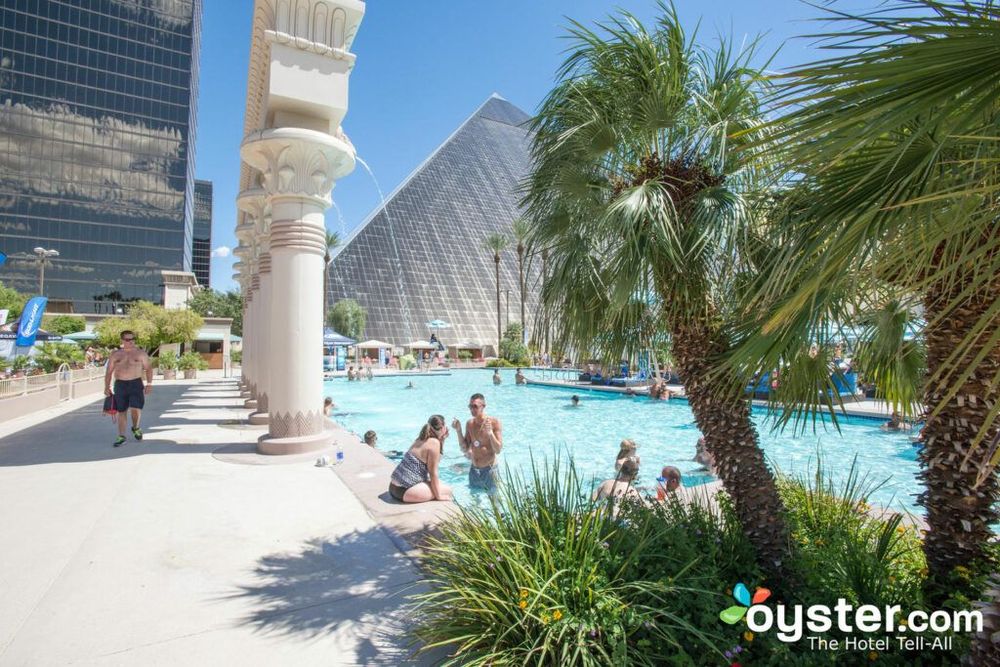 The 11 Best Pool Parties in Las Vegas, Ranked | Oyster.com