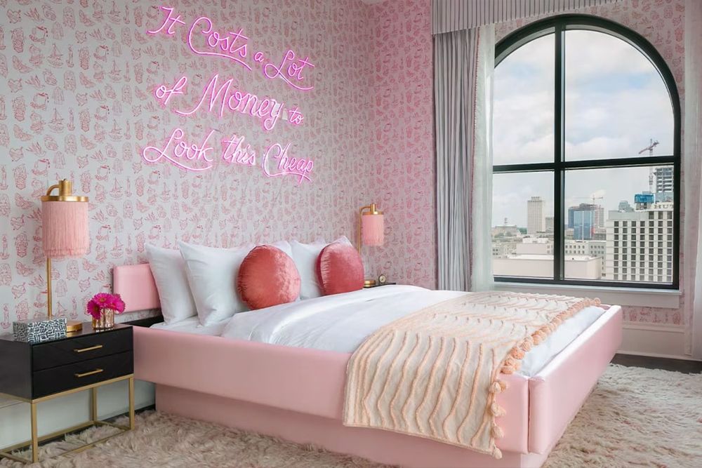 The 16 Coolest Themed Hotel Rooms in the U.S. | Oyster