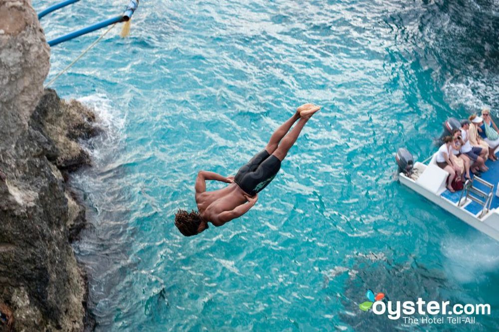 The 7 Scariest Cliff Diving Spots in the World | Oyster.com