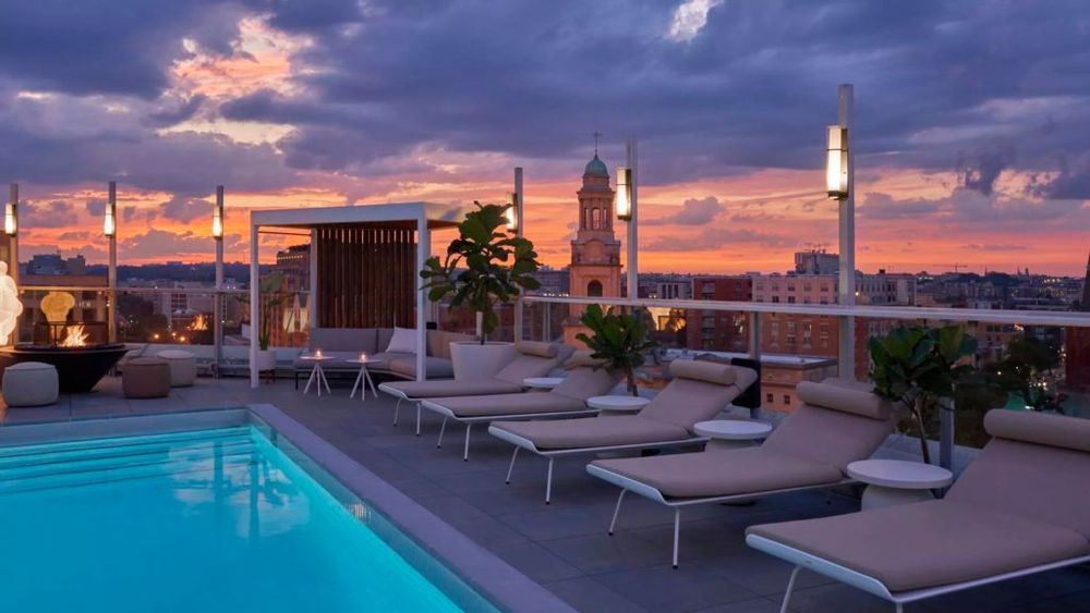 The 8 Best Hotel Rooftop Pools in the U.S. | Oyster
