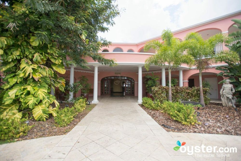 The Oldest Hotels in America (That Are Actually Worth a Visit)