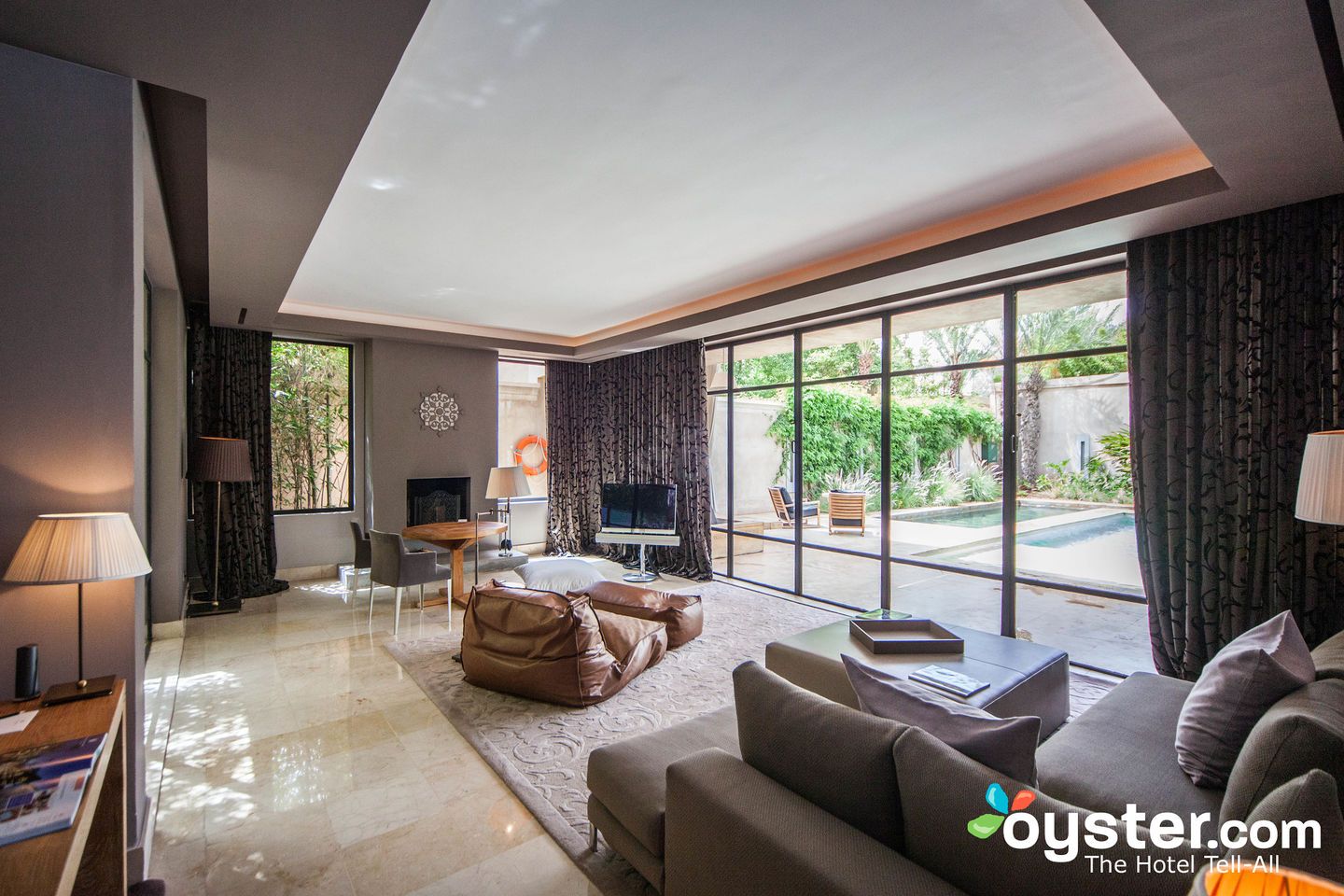 These 5 Hotel Rooms Are Perfect Examples of Feng Shui Design