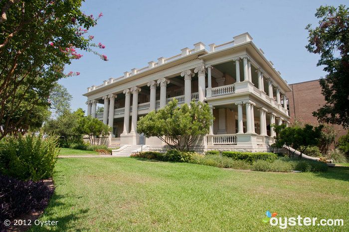 Wedding Wednesday: Mansion at Judges' Hill, Austin