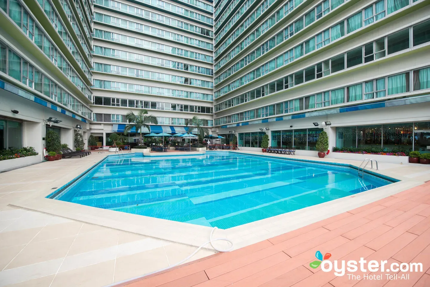 Regal Riverside Hotel Review: What To REALLY Expect If You Stay