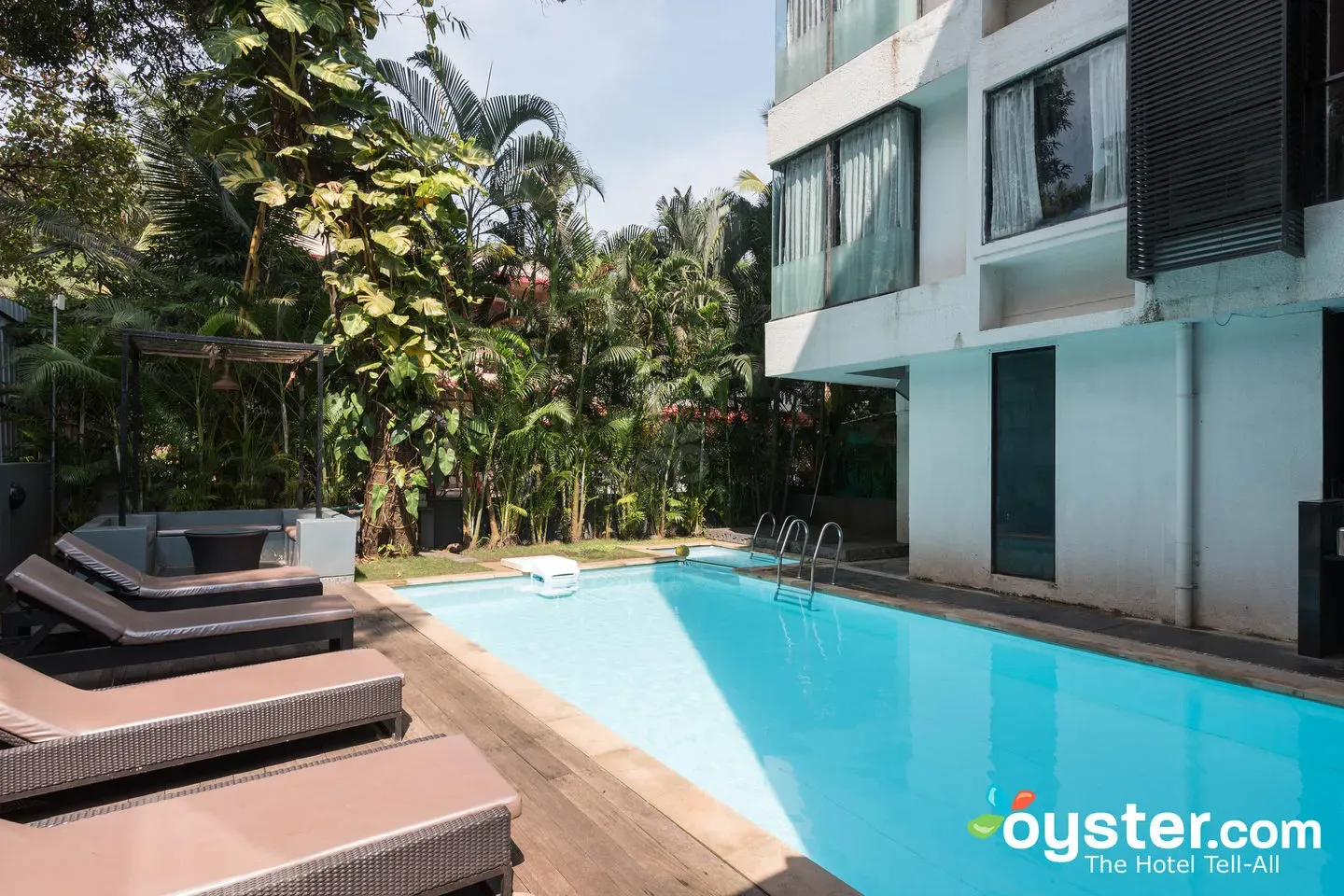 16 Degrees North Review: What To REALLY Expect If You Stay | Oyster.com