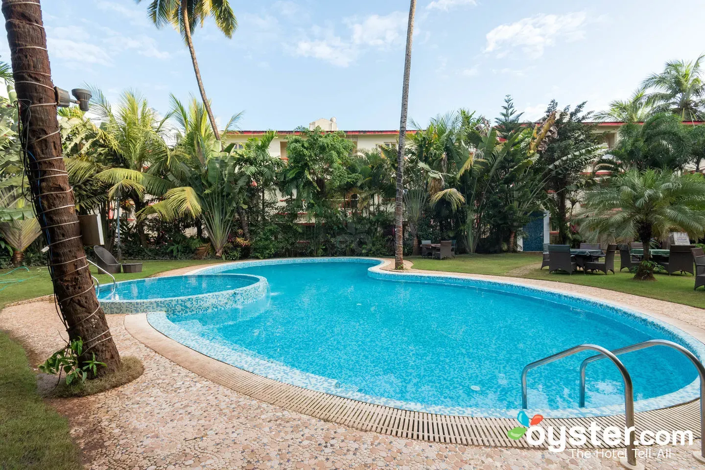 Godwin Hotel Goa Review: What To REALLY Expect If You Stay