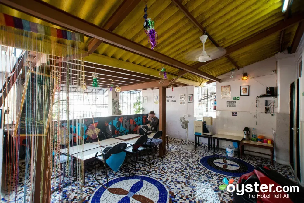 Hotel Travellers Inn Review: What To REALLY Expect If You Stay