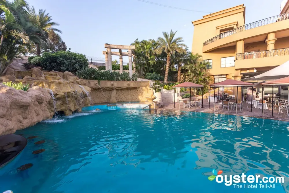 The Corinthians Resort & Club Review: What To REALLY Expect If You Stay