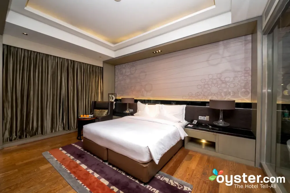 Crowne Plaza New Delhi Rohini Review: What To REALLY Expect If You Stay