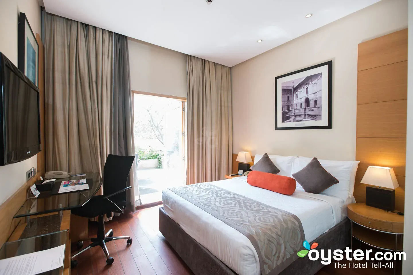 Radisson Blu Marina Connaught Place Review: What To REALLY Expect If ...