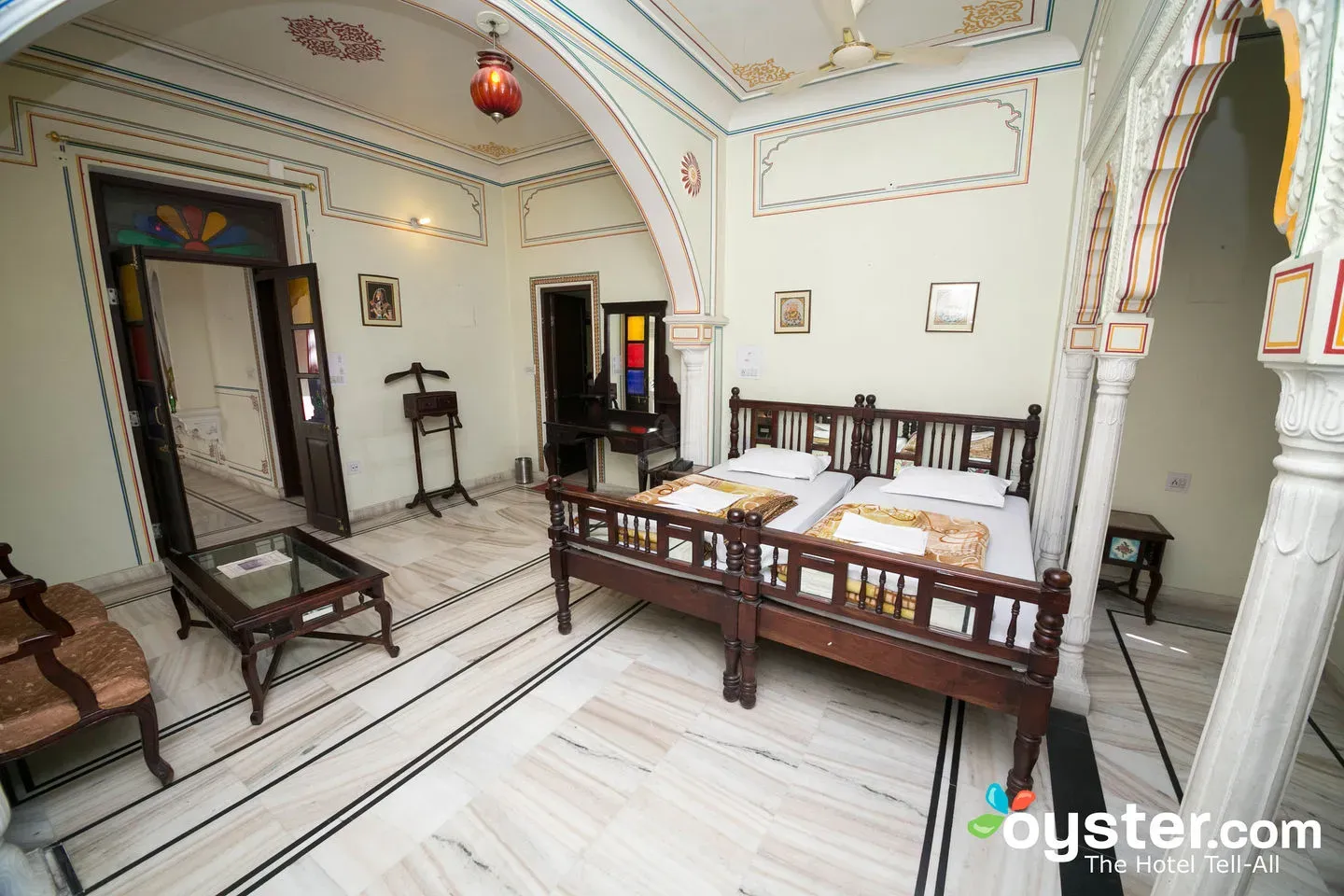 Krishna Palace Review: What To REALLY Expect If You Stay