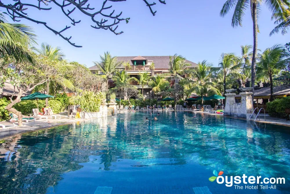 Legian Beach Hotel Review: What To REALLY Expect If You Stay