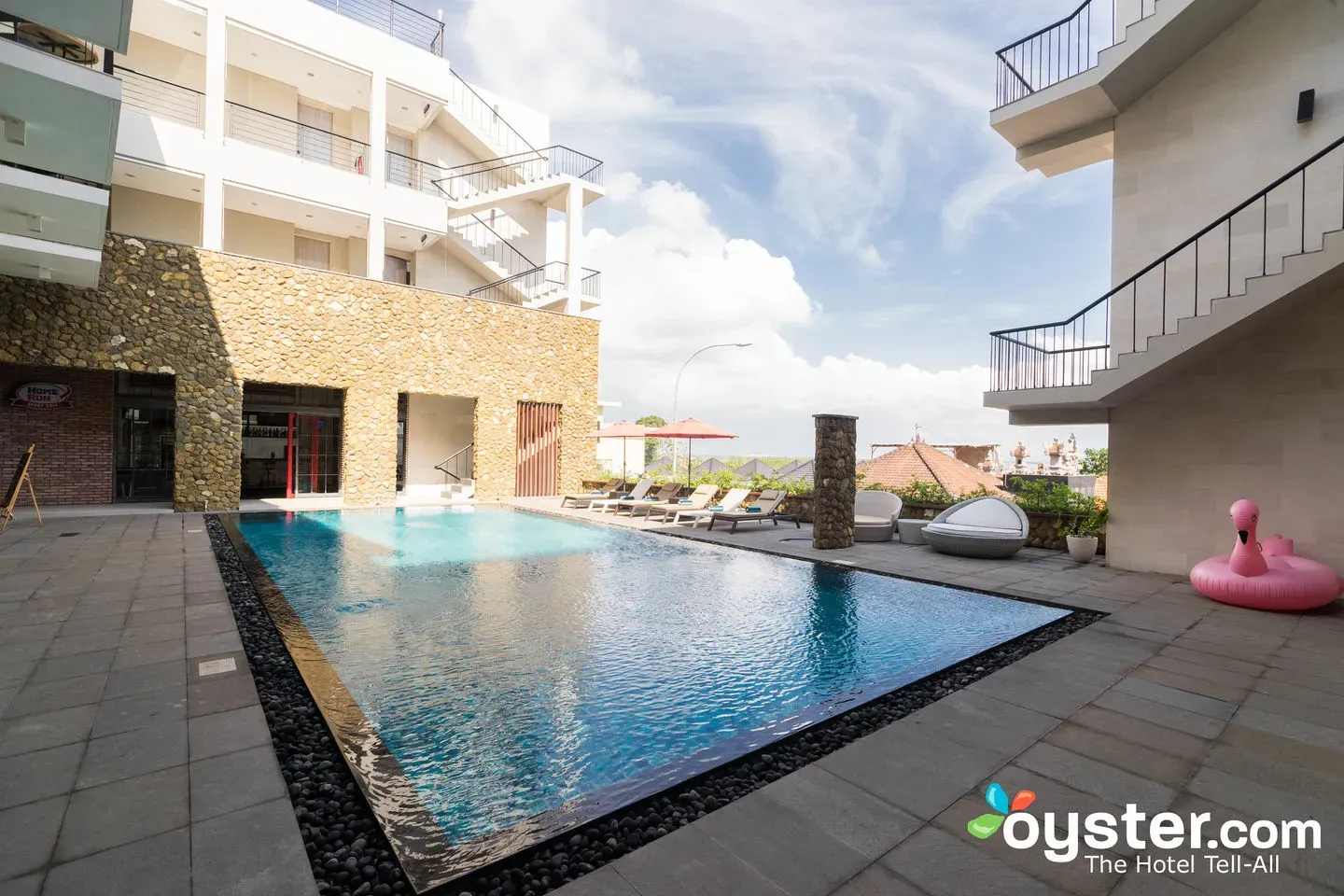 Mahogany Hotel Review: What To REALLY Expect If You Stay