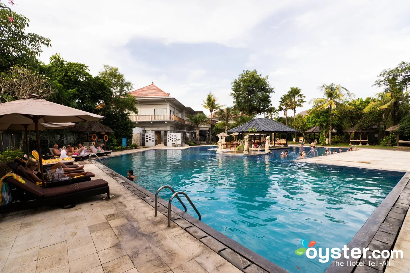 Puri Saron Seminyak Review: What To REALLY Expect If You Stay | Oyster.com