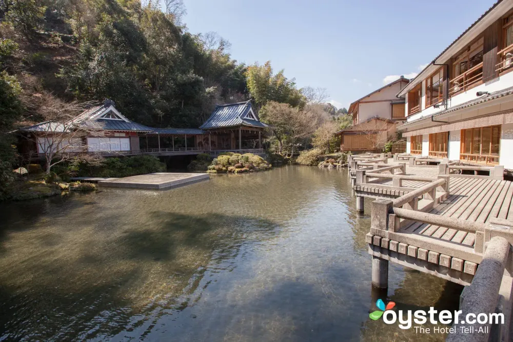 Izu Hotels & Resorts | Oyster.com Hotel Reviews