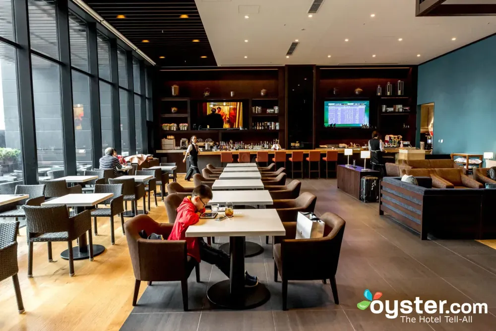 Hotel Gracery Shinjuku Review: What To REALLY Expect If You Stay