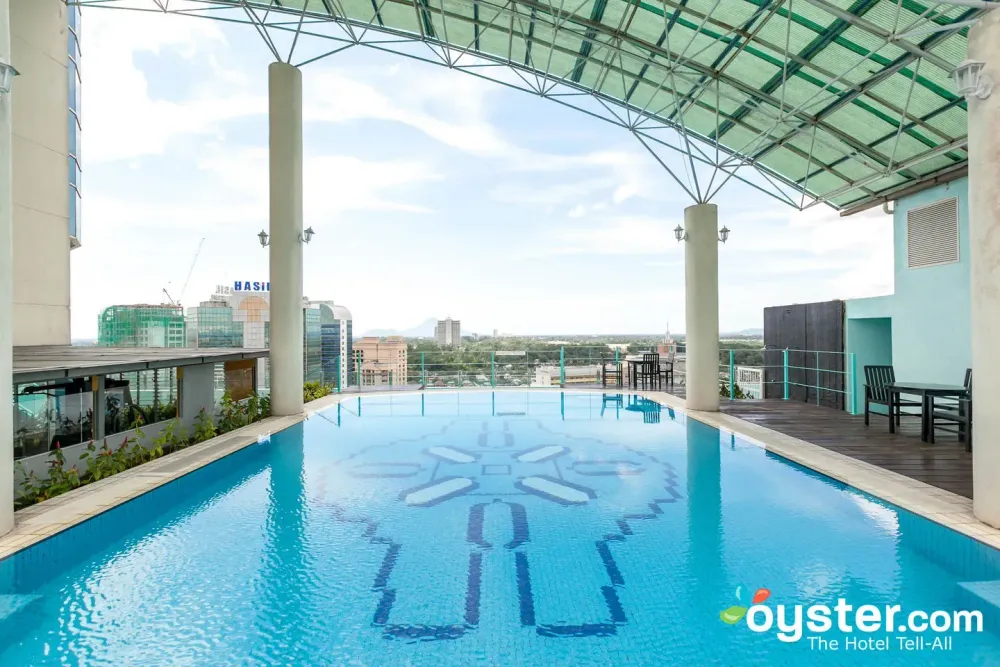 Ariva Gateway Kuching Serviced Residences Review: What To REALLY Expect ...