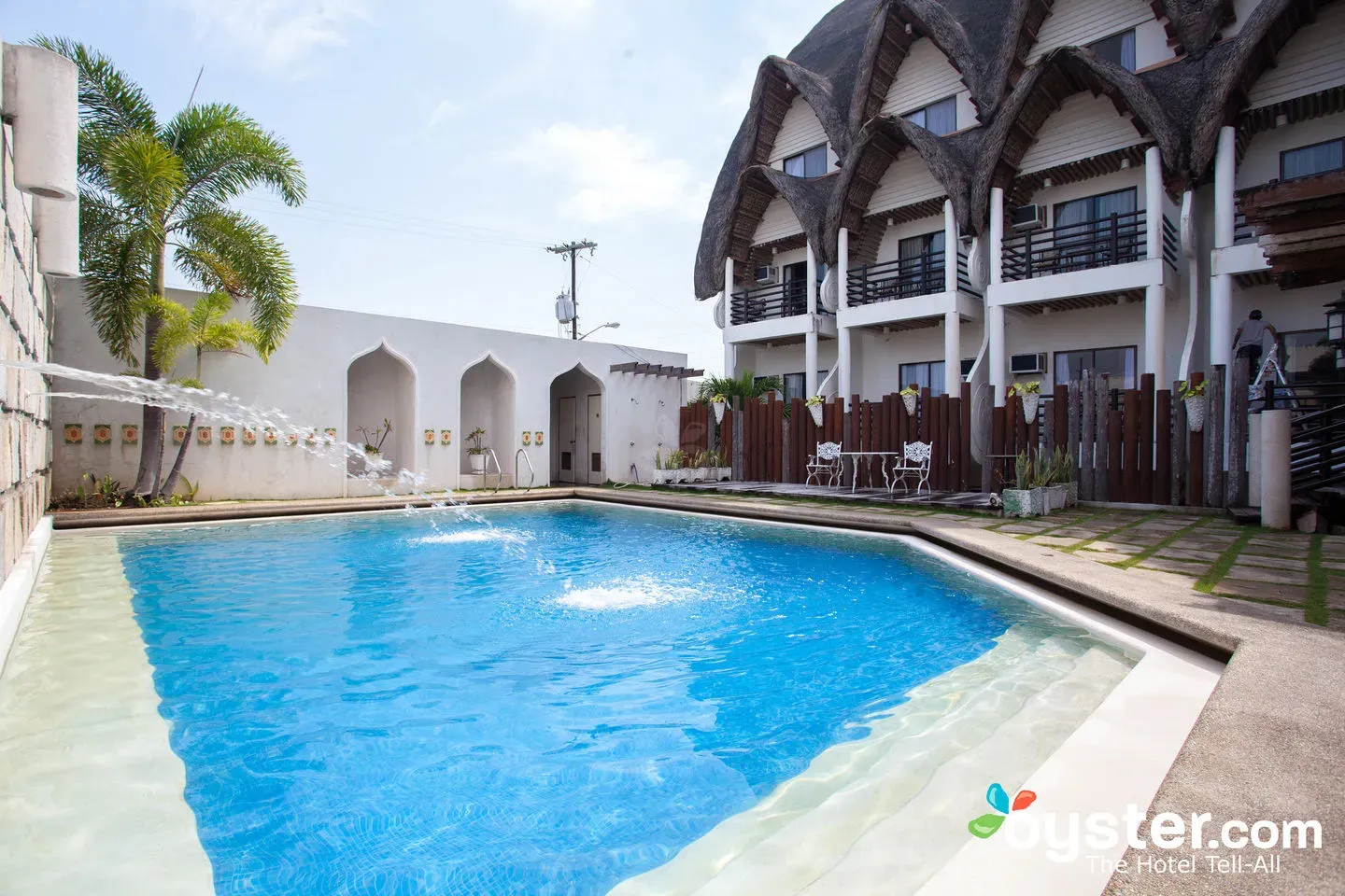 Java Hotel Review: What To REALLY Expect If You Stay