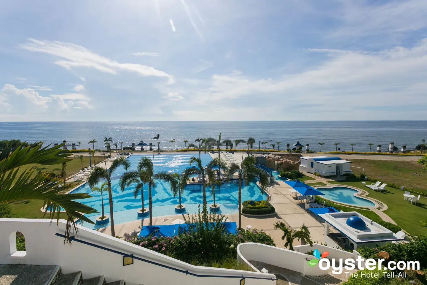 thunderbird resort logo