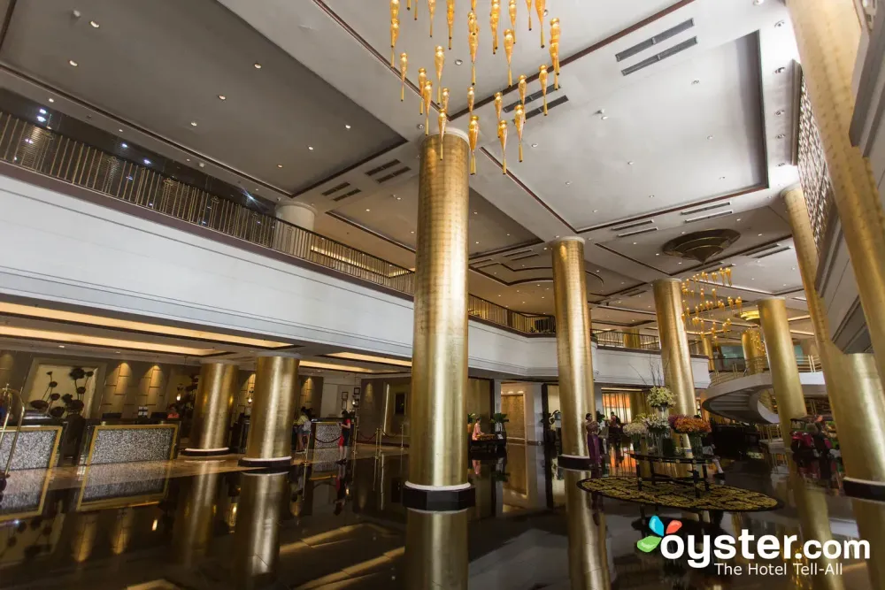 Dusit Thani Manila Review: What To REALLY Expect If You Stay | Oyster.com
