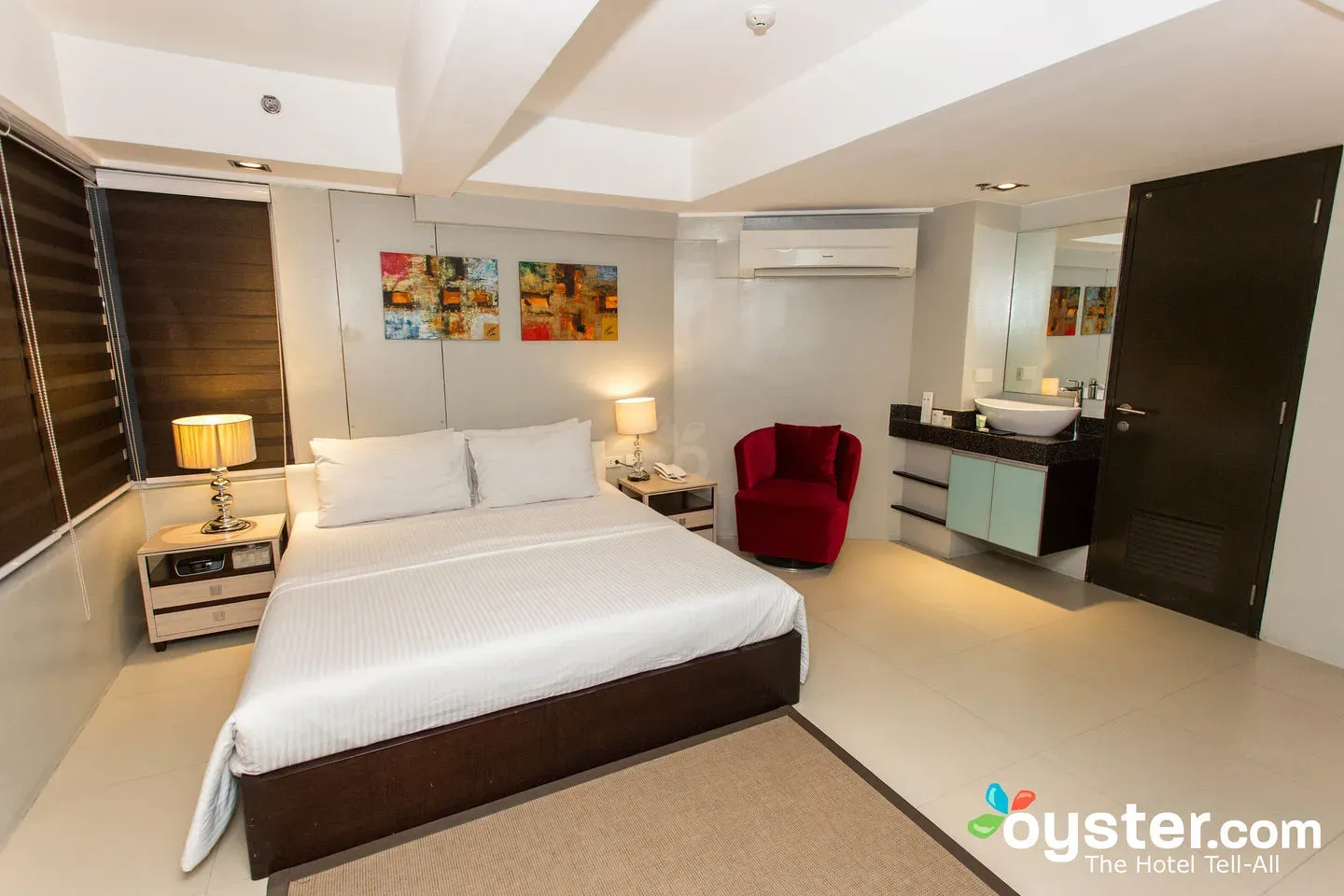 Palm Rock Review: What To REALLY Expect If You Stay | Oyster.com