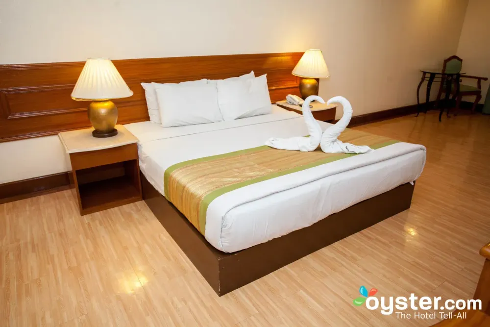 Atrium Hotel Manila Review: What To REALLY Expect If You Stay