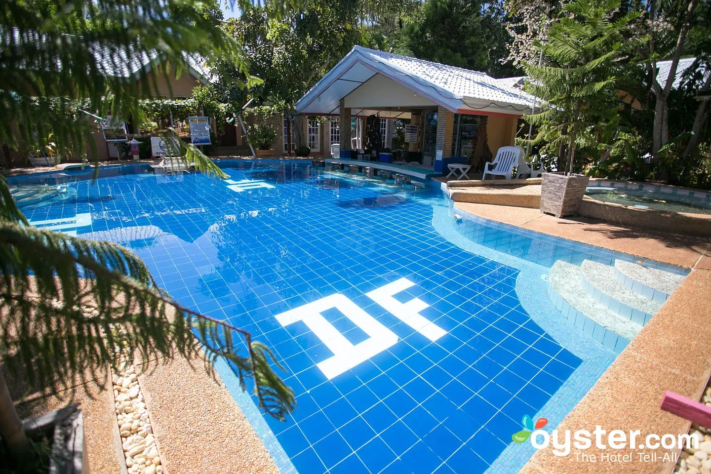 Deep Forest Garden Hotel Review: What To REALLY Expect If You Stay ...
