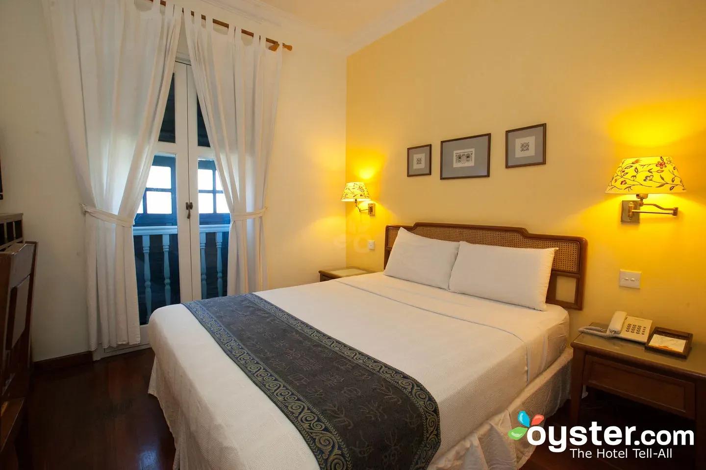 Perak Hotel Review: What To REALLY Expect If You Stay