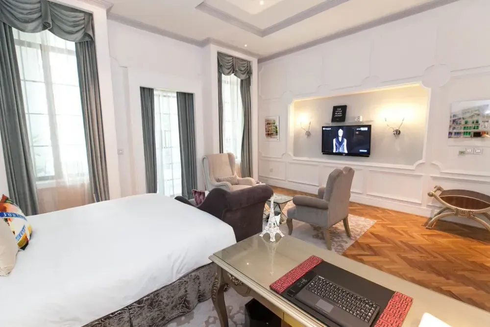 SO Sofitel Singapore | Oyster.com Hotel Photos