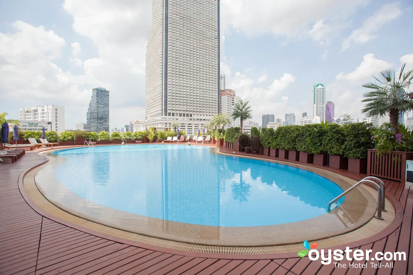 Centre Point Hotel Silom Review: What To REALLY Expect If You Stay